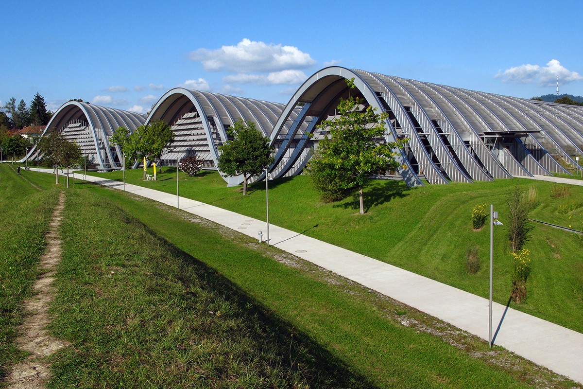 Zentrum Paul Klee: Drei Wellen im Grünen - Reisemagazin